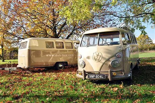 Volkswageni bussist inspireeritud kahe kastiga haagis (7)