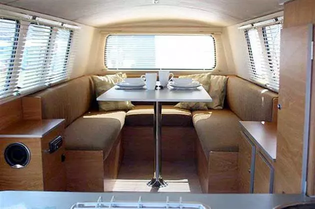 Volkswagen Bus Inspired Dub Box Camper Trailer (2)