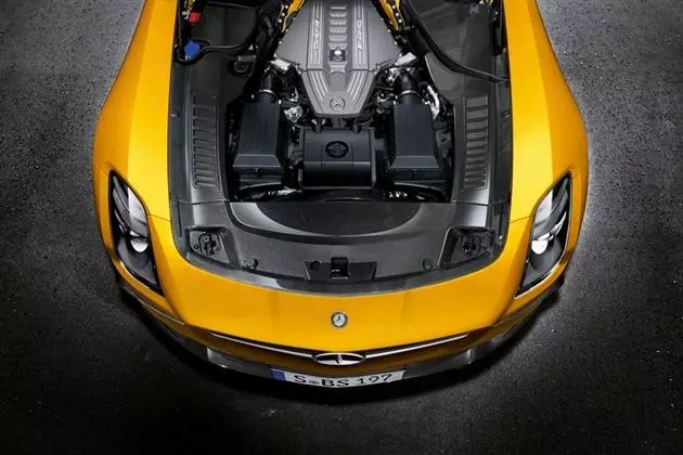 2014 Mercedes-Benz SLS AMG Black Series (1)