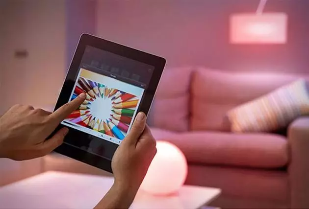 Philips Hue Smart LED-gloeilampe (3)