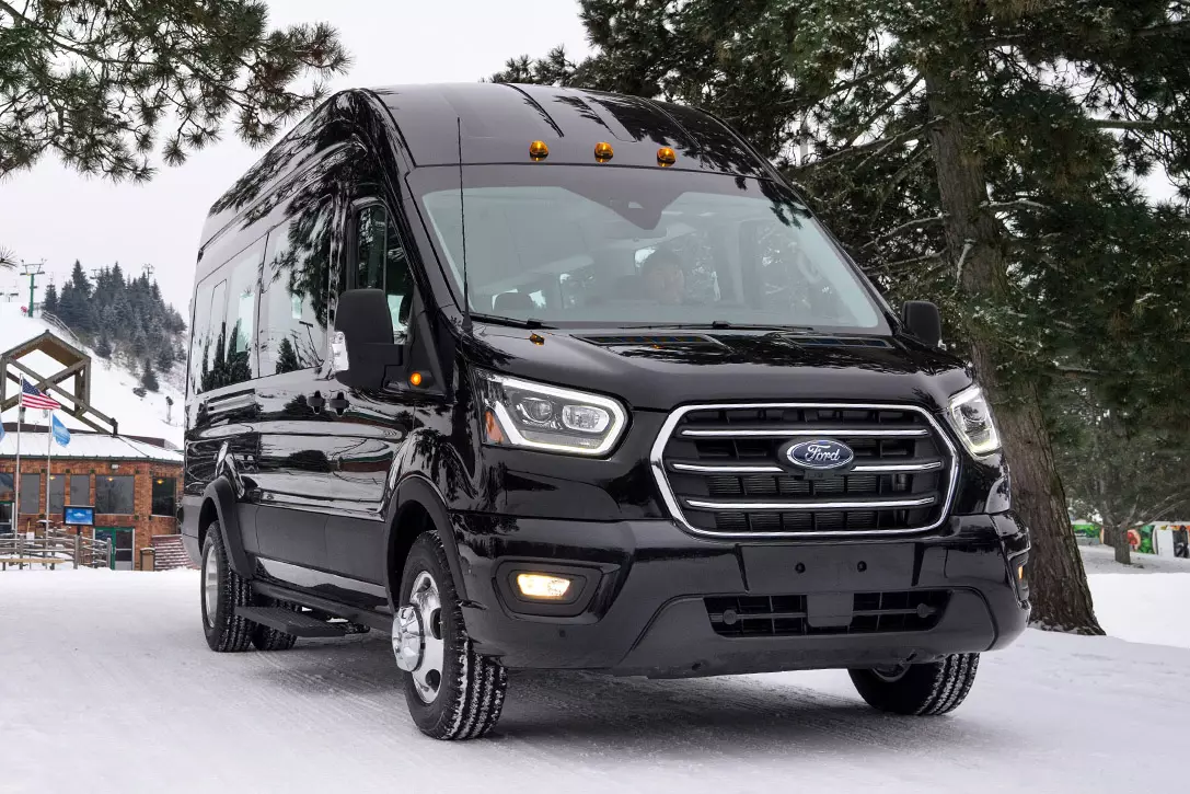 2020 Ford Transit AWD 2145_1