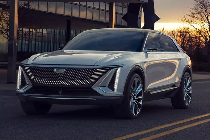 Cadillac All-Electric LYRIQ Show Car 21491_1