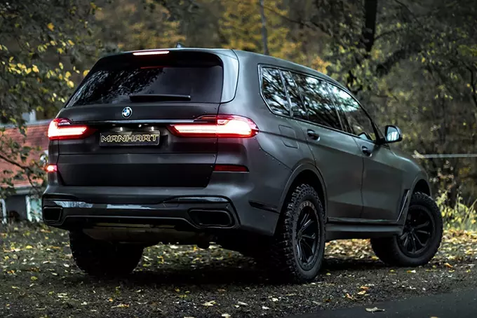 2021 BMW X7 'MHX7 650 Dirt Edition' Saunia e Manhart 21537_2