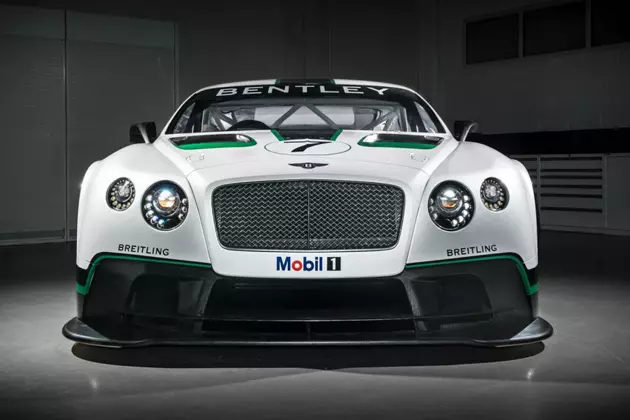 2014-es Bentley Continental GT3 2