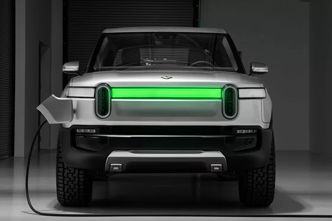 Мошини барқии Rivian R1T 2171_1