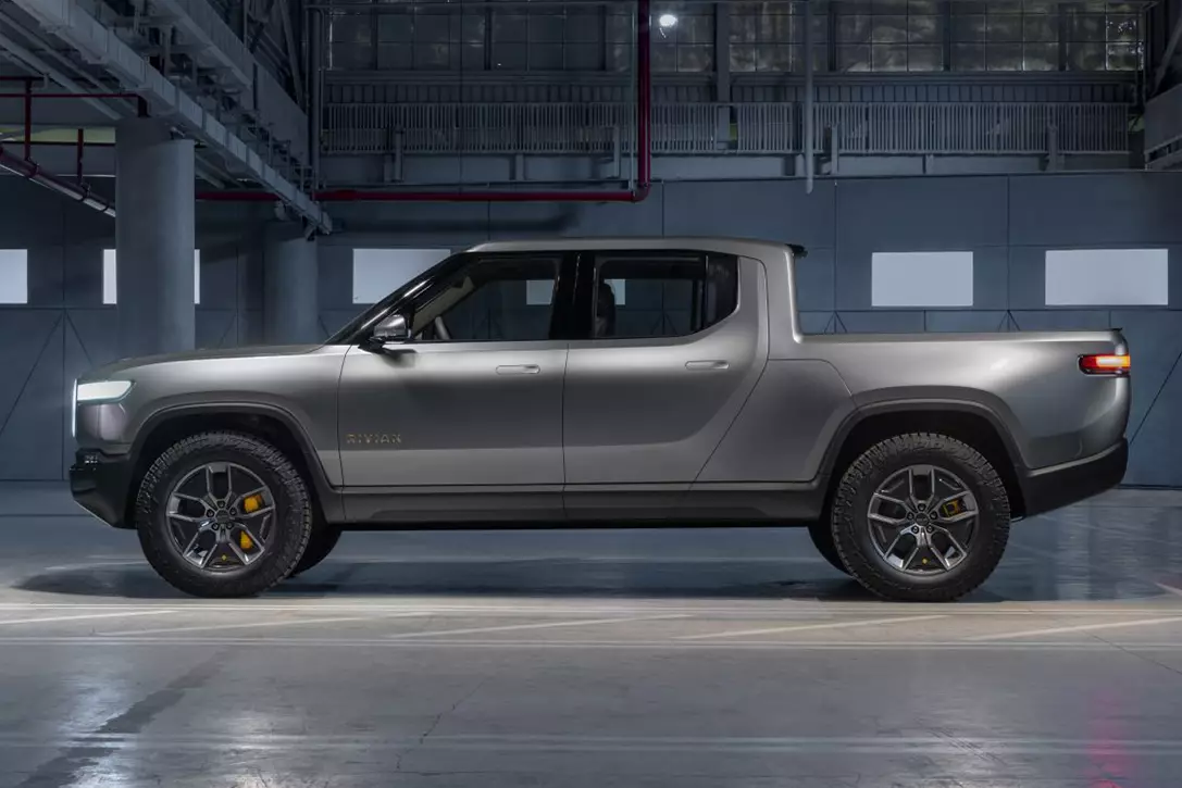 Мошини барқии Rivian R1T 2171_2