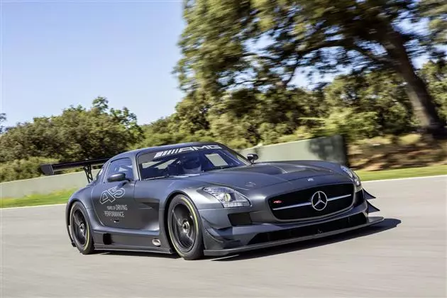 Mercedes-Benz SLS AMG GT3 45th Anniversary Edition (4)