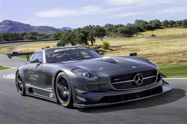 የመርሴዲስ ቤንዝ SLS AMG GT3 45ኛ ዓመት እትም (2)