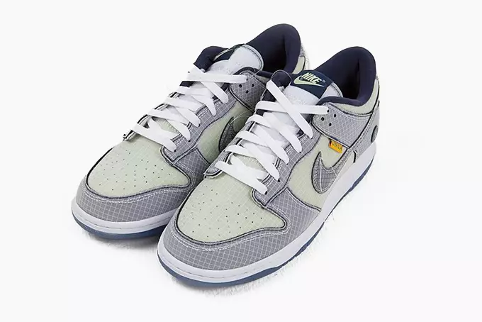 Uni x Nike Paspor Pack Dunks 21919_1