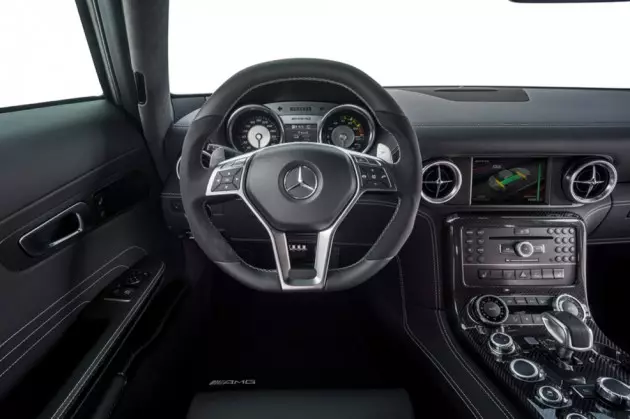 740 കുതിരശക്തിയുള്ള മെഴ്സിഡസ്-ബെൻസ് SLS AMG ഇലക്ട്രിക് സൂപ്പർകാർ (2)