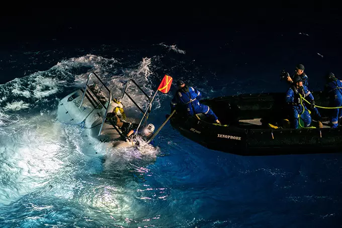 EYOS x Caladan Oceanic Mariana Trench Submersible Expedition 22015_4