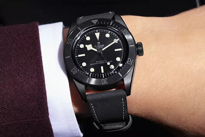 Tudor Black Bay keramisk ur 22151_3