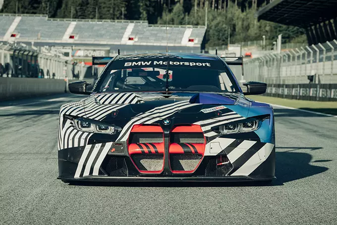 2021 BMW M4 GT3 እሽቅድምድም 22210_1