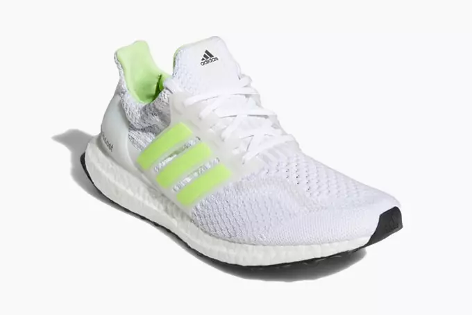 阿迪達斯 Ultraboost 5.0 DNA 夜光發光 22301_1