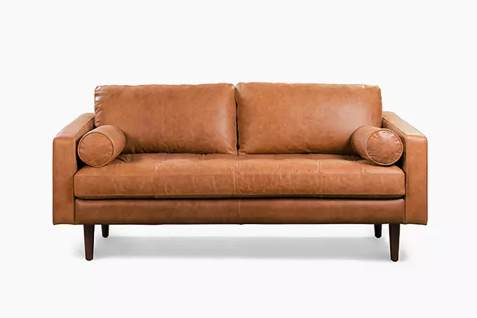 15 Qhov Zoo Tshaj Plaws Leather Sofas Yuav Hauv 2022 22339_2