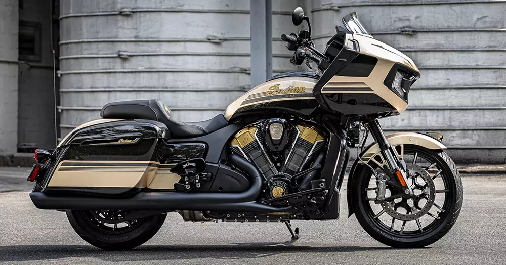 2022 Indian Motorcycles x Jack Daniel's Limited Edition Challenger Dark Horse