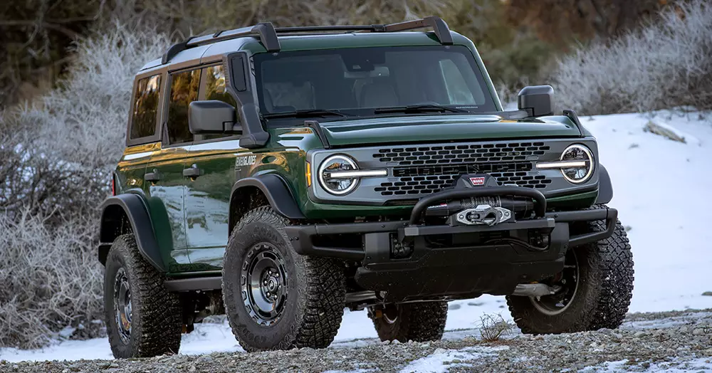 Xyoo 2022 Ford Bronco Everglades