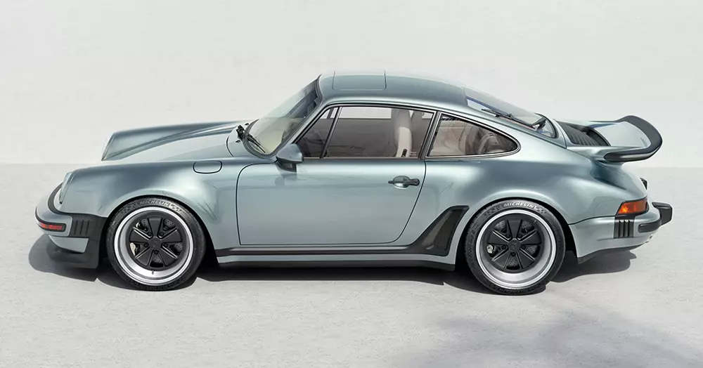 Porsche Type 964 Turbo Study được ca sĩ mô phỏng lại