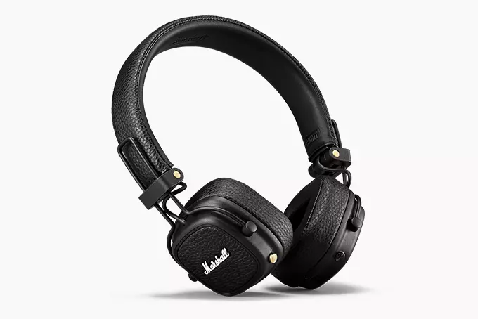 15 Pinakamahusay na Headphone sa ilalim ng $200 ng 2022 22572_4