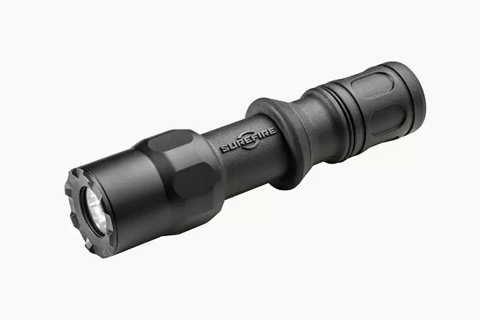 15 Pinakamahusay na Tactical Flashlight ng 2022 22818_10