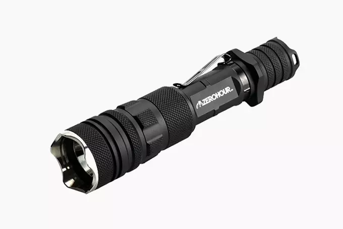 15 Pinakamahusay na Tactical Flashlight ng 2022 22818_11