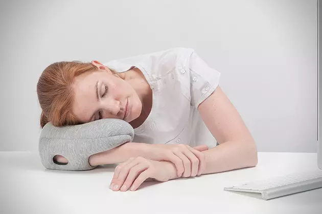 Ostrich Pillow Mini 3