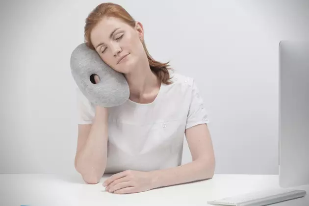 Ostrich Pillow Mini 5