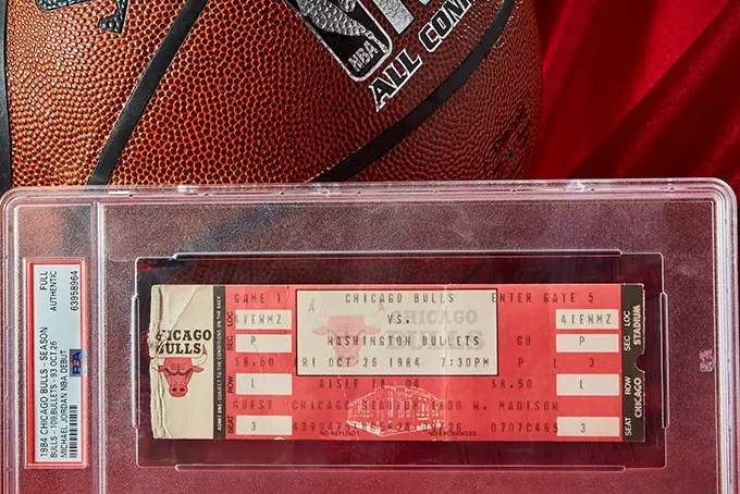 Michael Jordan NBA Debut Tiket Lelang 238_2