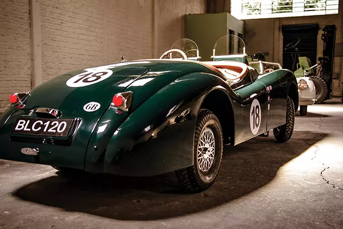 Enkante blokea: Jaguar XK 120 Junior 2700_2