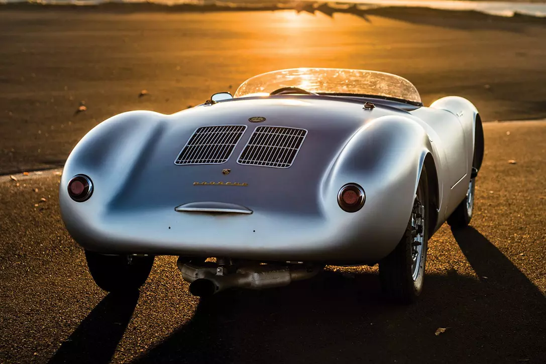 ប្លុកដេញថ្លៃ: 1956 Porsche 550 RS Spyder 2937_2