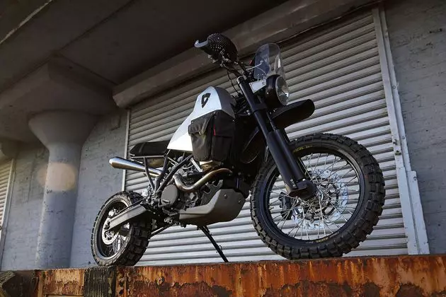 I-Revit 95 Custom KTM 950 Super Enduro 2