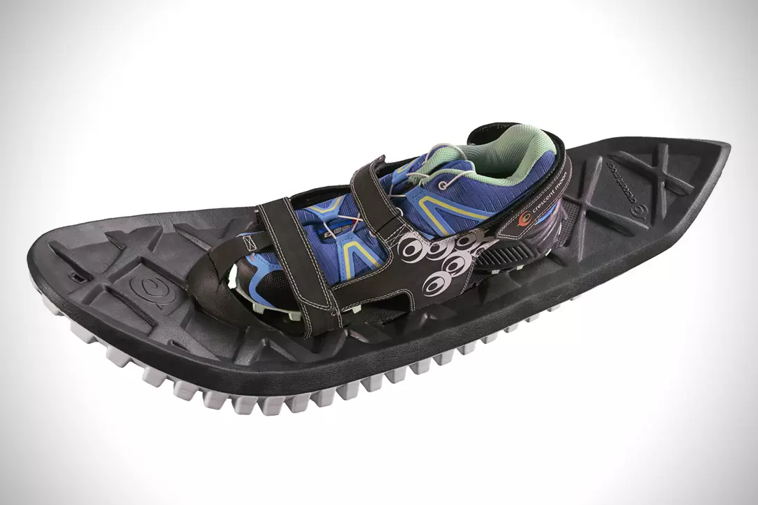 Crescent Moon Snowshoes All Foam Runner 2