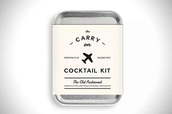 Cocktail Kit ကို ဆောင်ထားပါ။