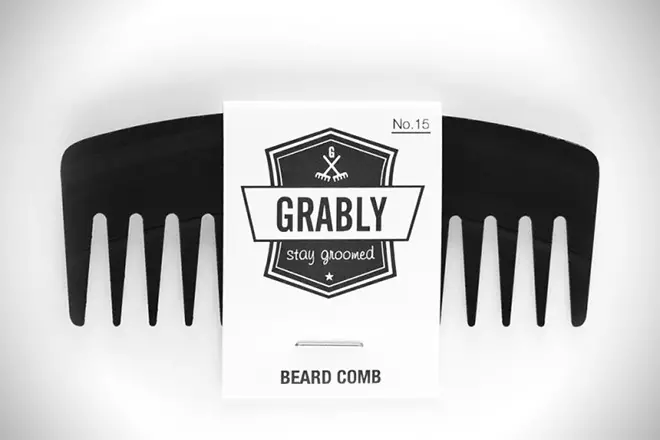 Pente de barba “Grably” no andar de cima