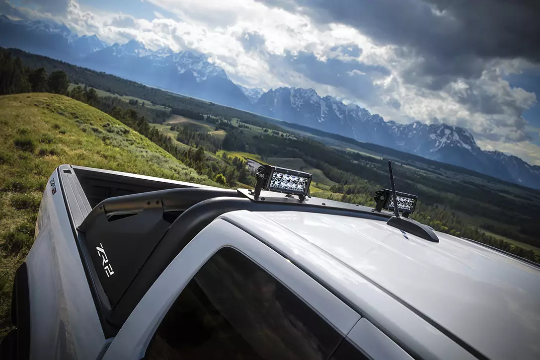 2018 Chevrolet Colorado ZR2 Midnight & Dusk Editions 3154_2