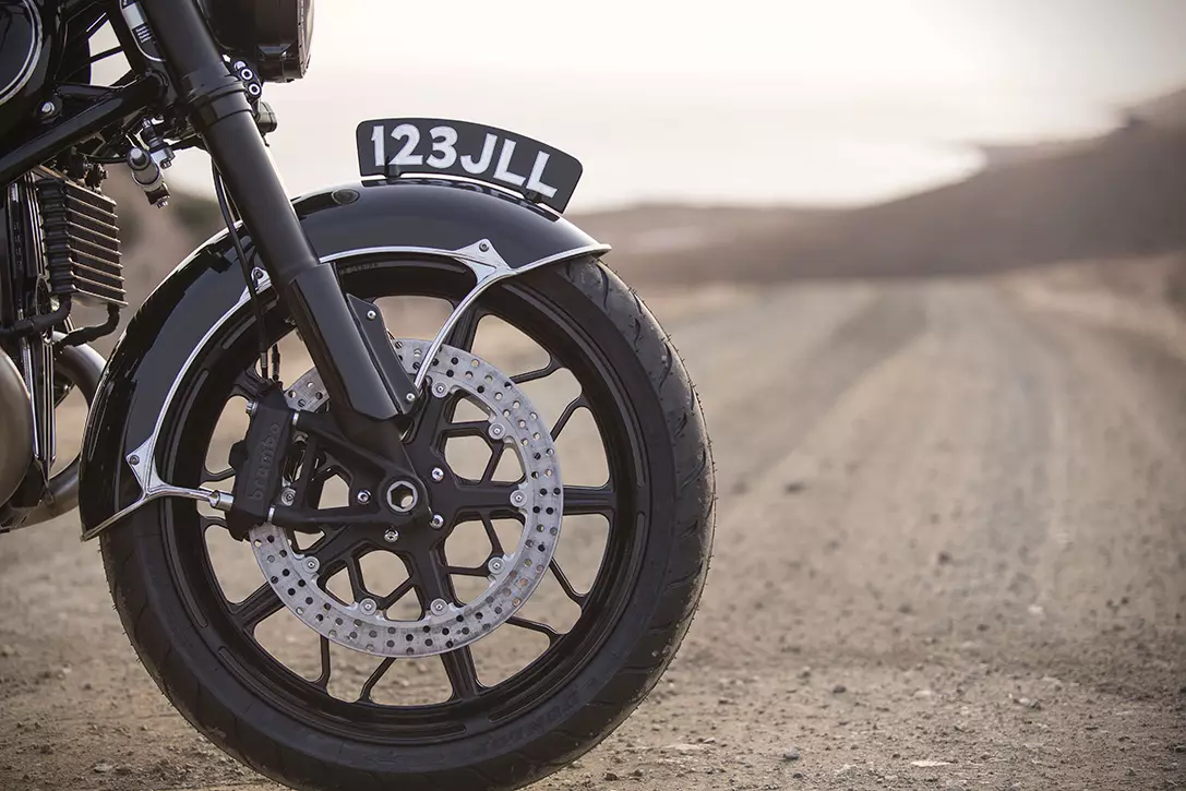 BMW R NineT Classic од Roland Sands Design 04