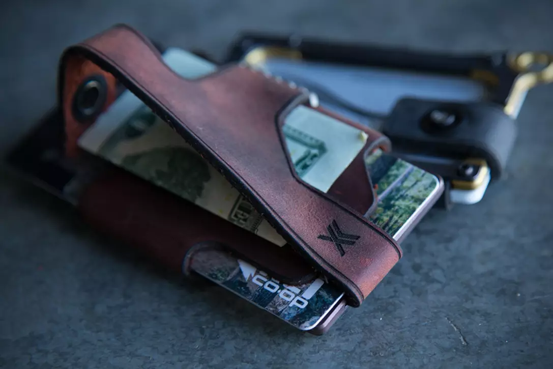 Trayvax Contour Wallets 2