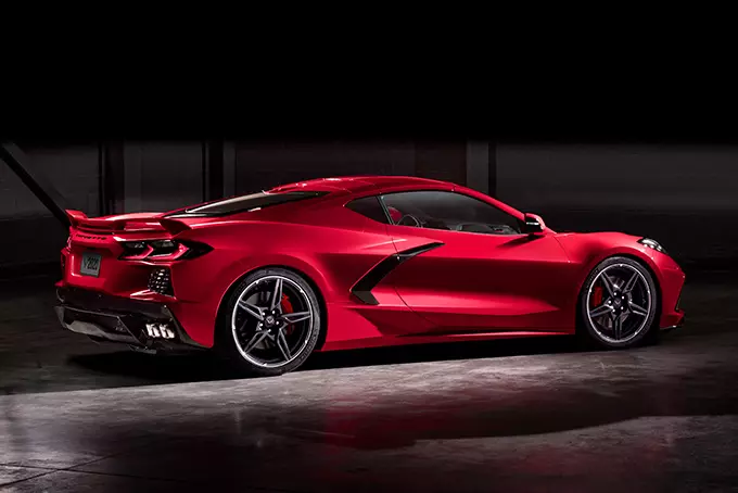 2020 Chevrolet Corvette C8 Stingray 3351_2