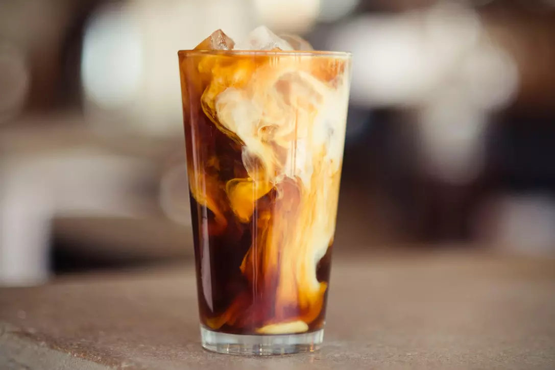 Momwe Mungapangire Khofi Wa Cold Brew Kunyumba 3362_3