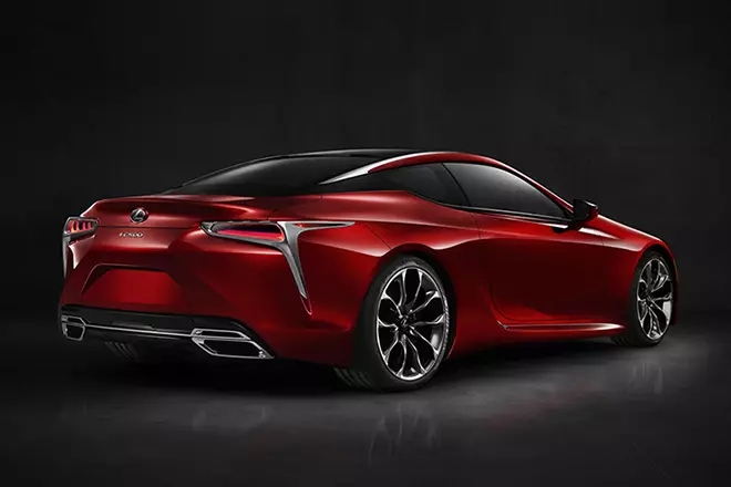 2017 Lexus LC 500 Coupe 4