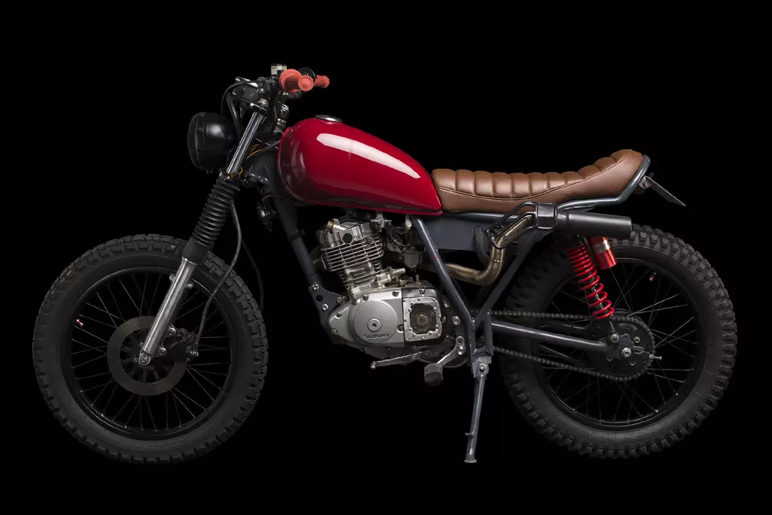 Suzuki GN 125 por Atelier Medusa 3402_1