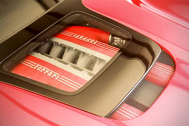 Ferrari F12 TRS 6