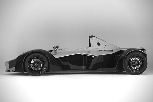 BAC Mono enosedežni dirkalni avtomobil 3