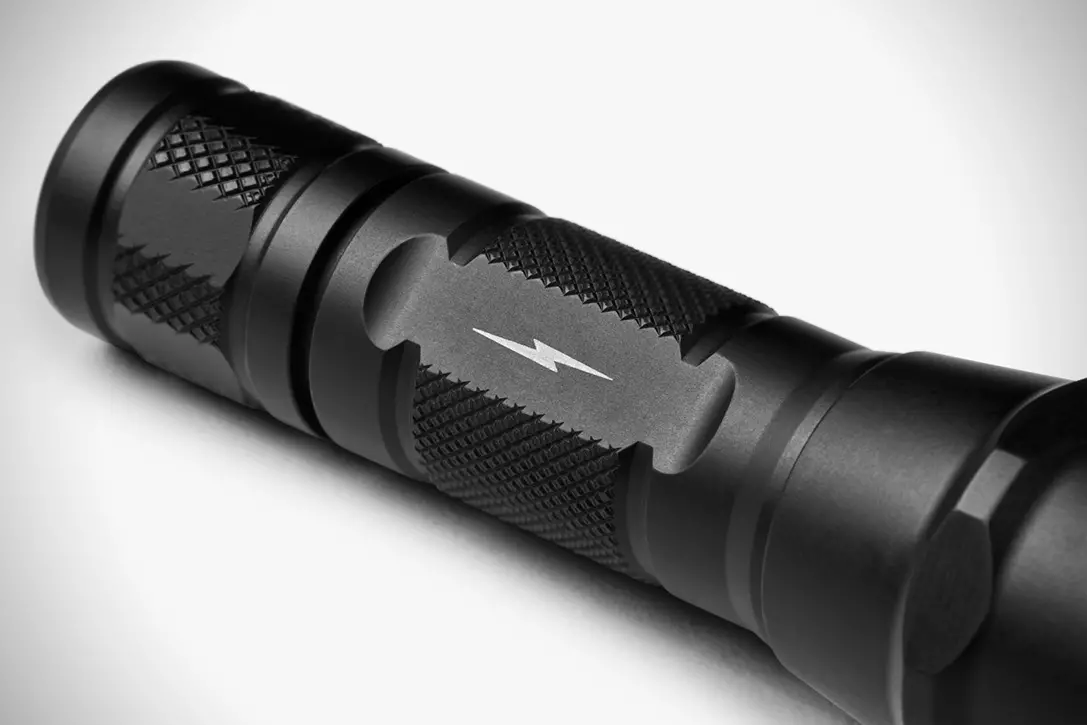 Shinola x Surefire P2X ቁጣ የባትሪ ብርሃን 3625_3