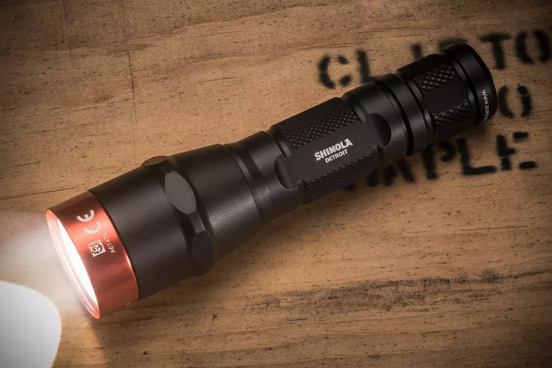 Shinola x Surefire P2X ቁጣ የባትሪ ብርሃን 3625_5