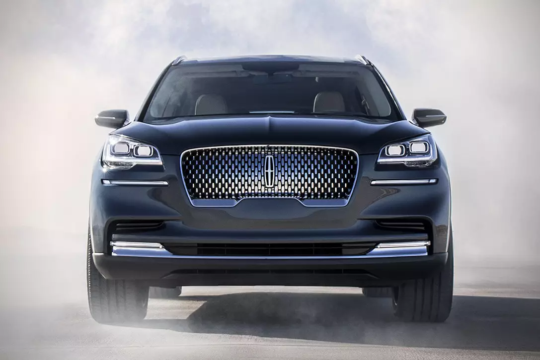 2019. Lincoln Aviator 3651_2