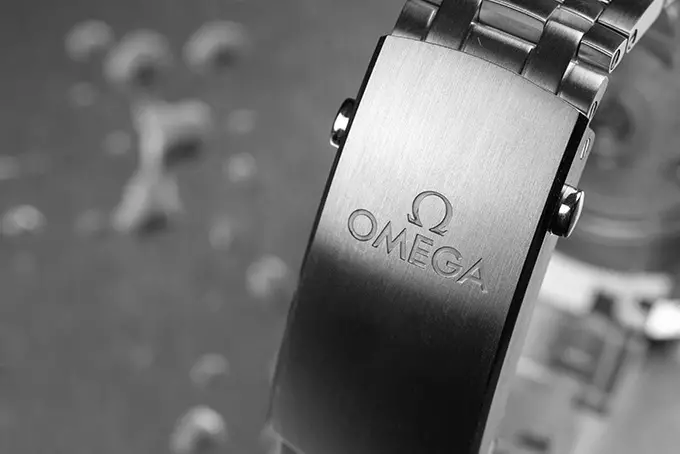 Omega Seamaster Professional Diver 300M Watch Review 406_3