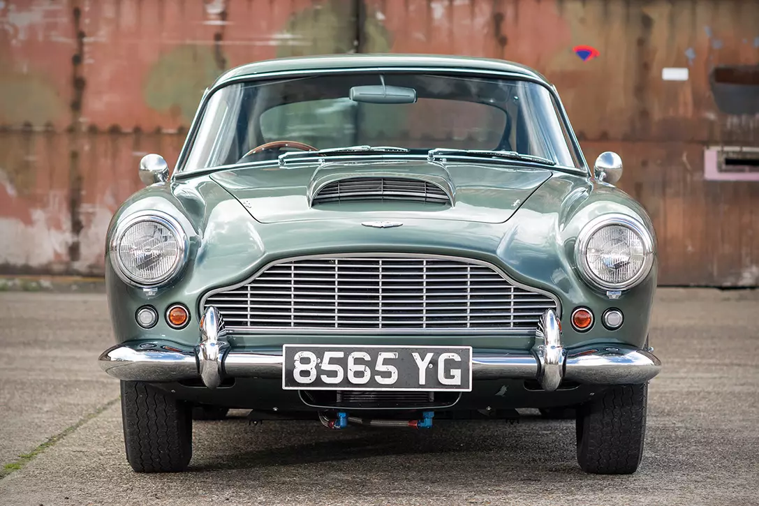 Auktiounsblock: 1962 Aston Martin DB4 Serie IV 4204_1