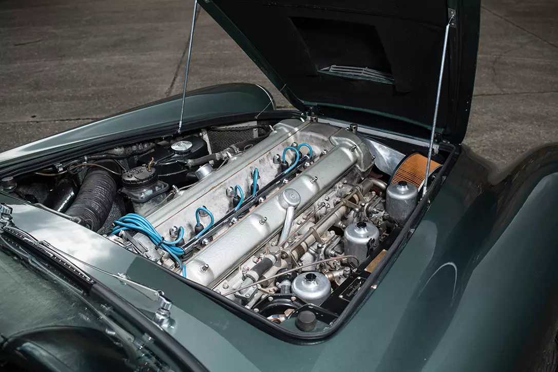 Aŭkciobloko: 1962 Aston Martin DB4 Serio IV 4204_6