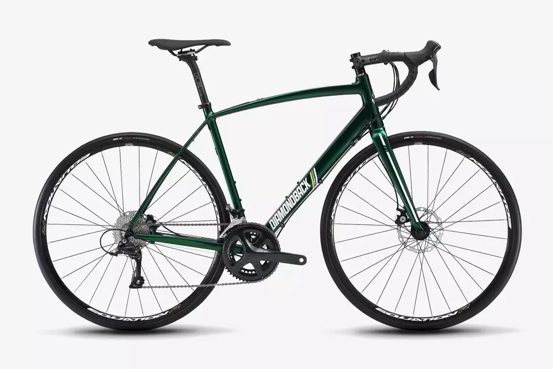 Trued Treks: 12 Best Beginner Road Bike Under $1,000 4245_12